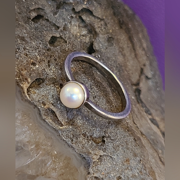 Jewelry | Beautiful Bezel Set Pearl In Sterling Silver Ring Size 825 ...